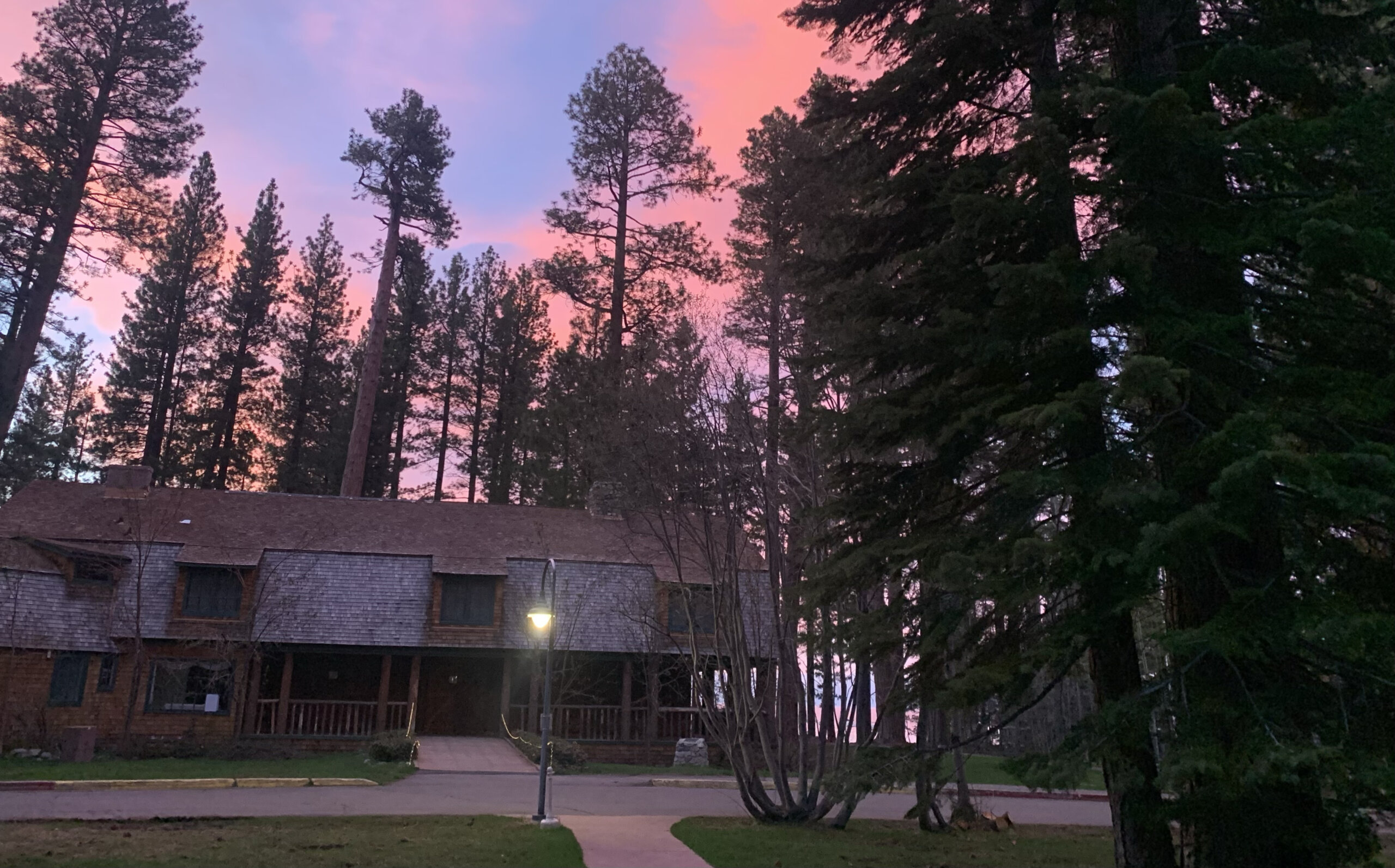 Grand Hall Pink Sunset - Valhalla Tahoe